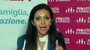 Maria Rachele Ruiu: la donna prima di tutto è mamma, anche al lavoro ...